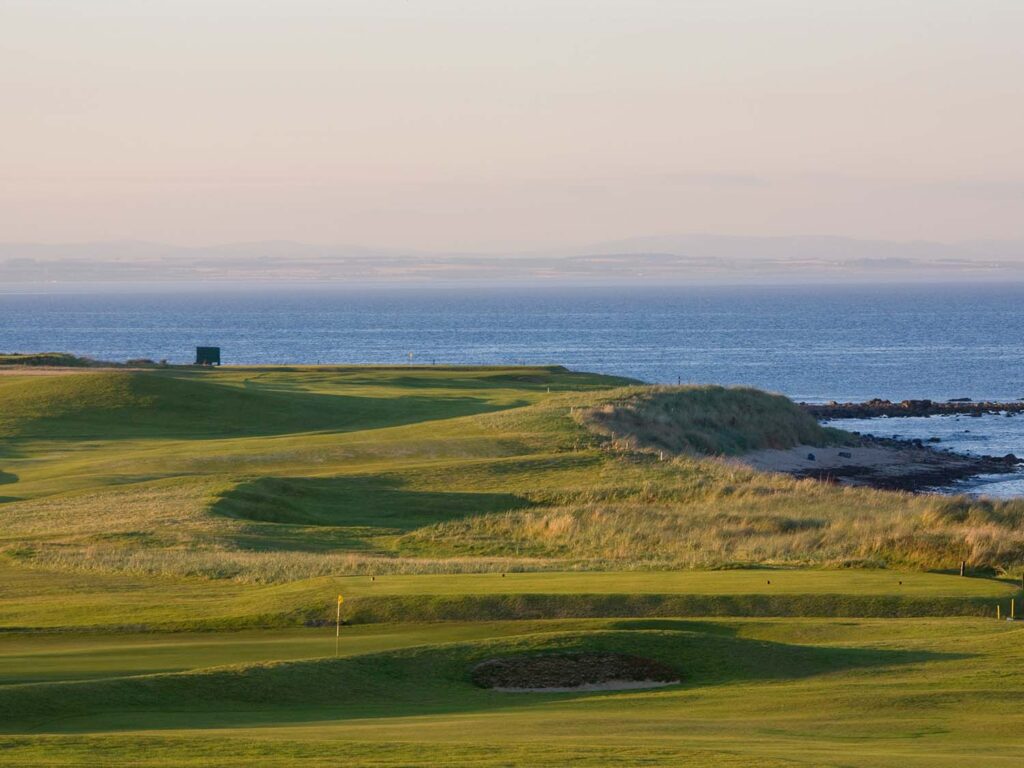 Explore Crail Golfing Society: A Must-Play in St. Andrews